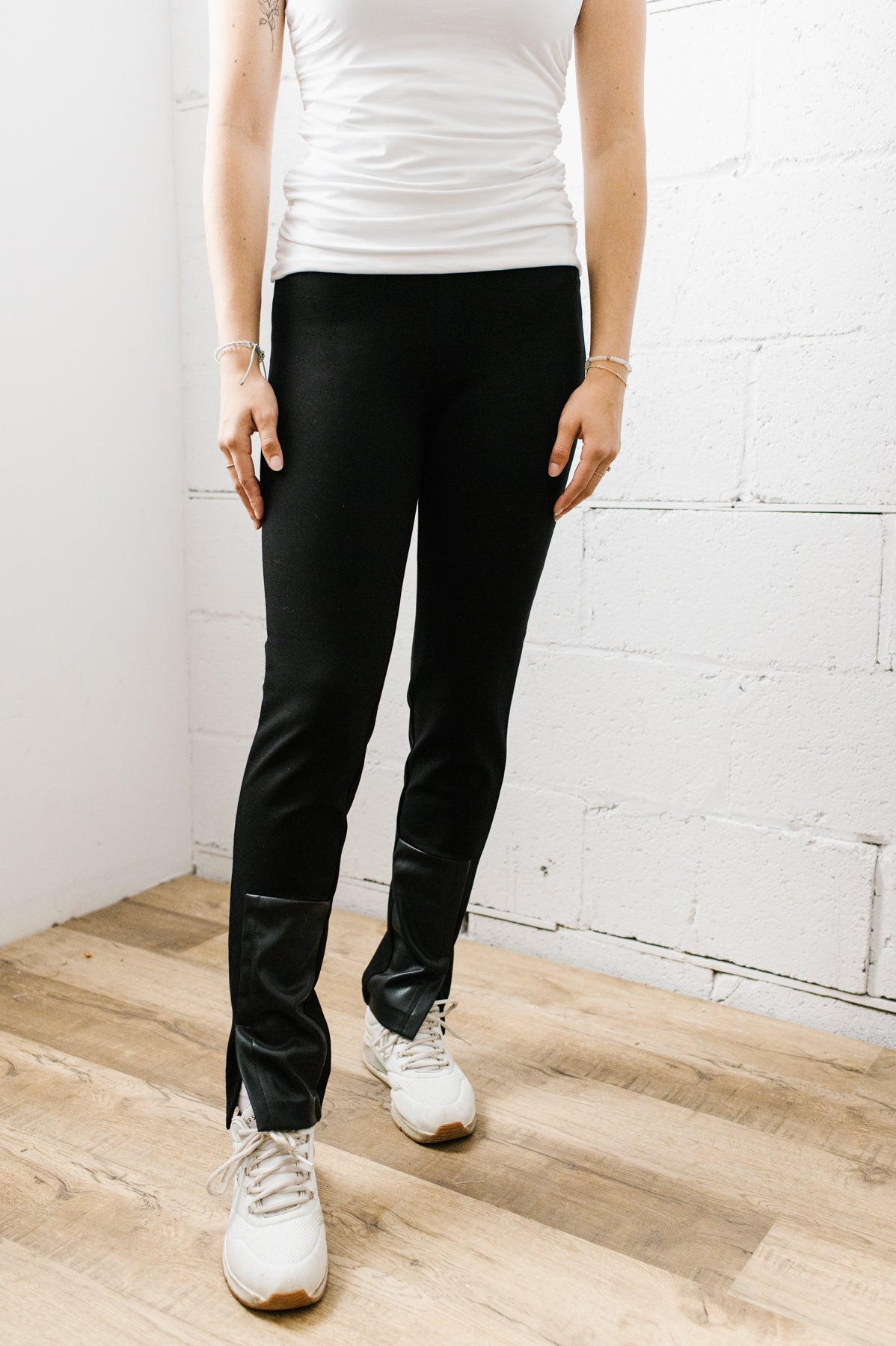 Filo Leggings | Black - FINAL SALE – Pick-it-Fence Pembroke